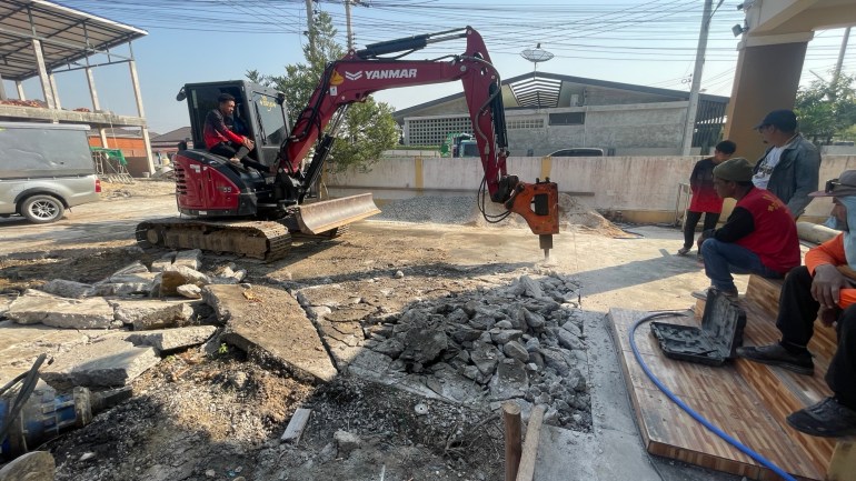 บริการรถแมคโครให้เช่า! – 💫Simbui.co 🧧บริษัท ซิมบุย จำกัด 🇹🇭บริษัท ...